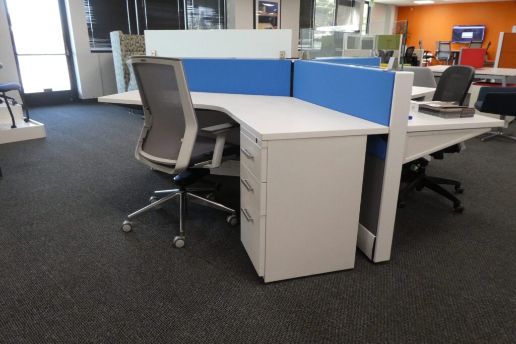 Herman Miller Ethospace, 120 Degree Cluster, Open Environment ...