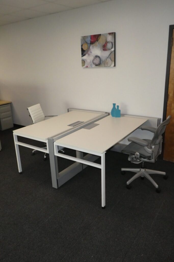 Herman Miller Ethospace Bench Style Work 30"H x 60"W x 28"D - Solutions ...